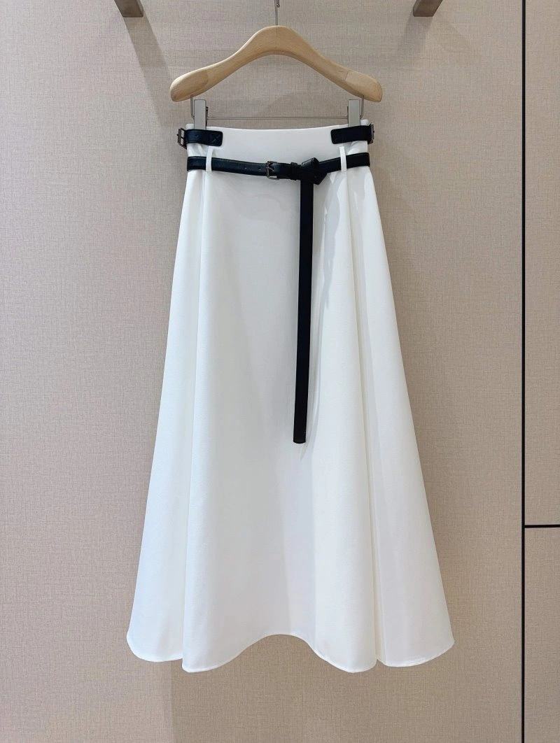 Low-cost Christian Dior Dress