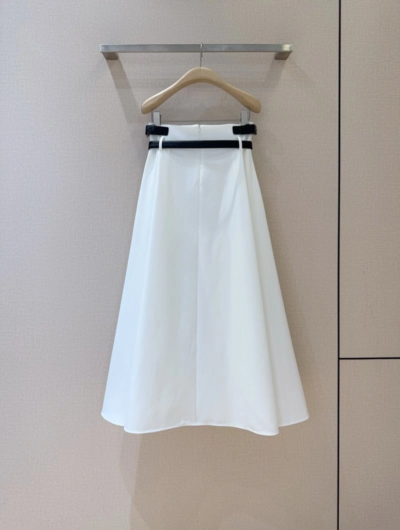 Low-cost Christian Dior Dress