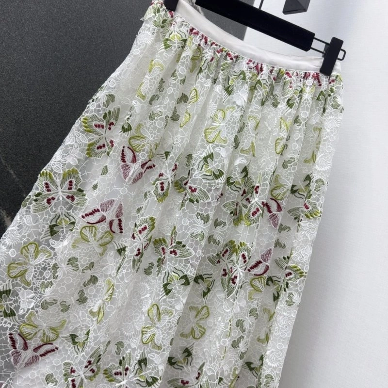 Low-cost Christian Dior Dress