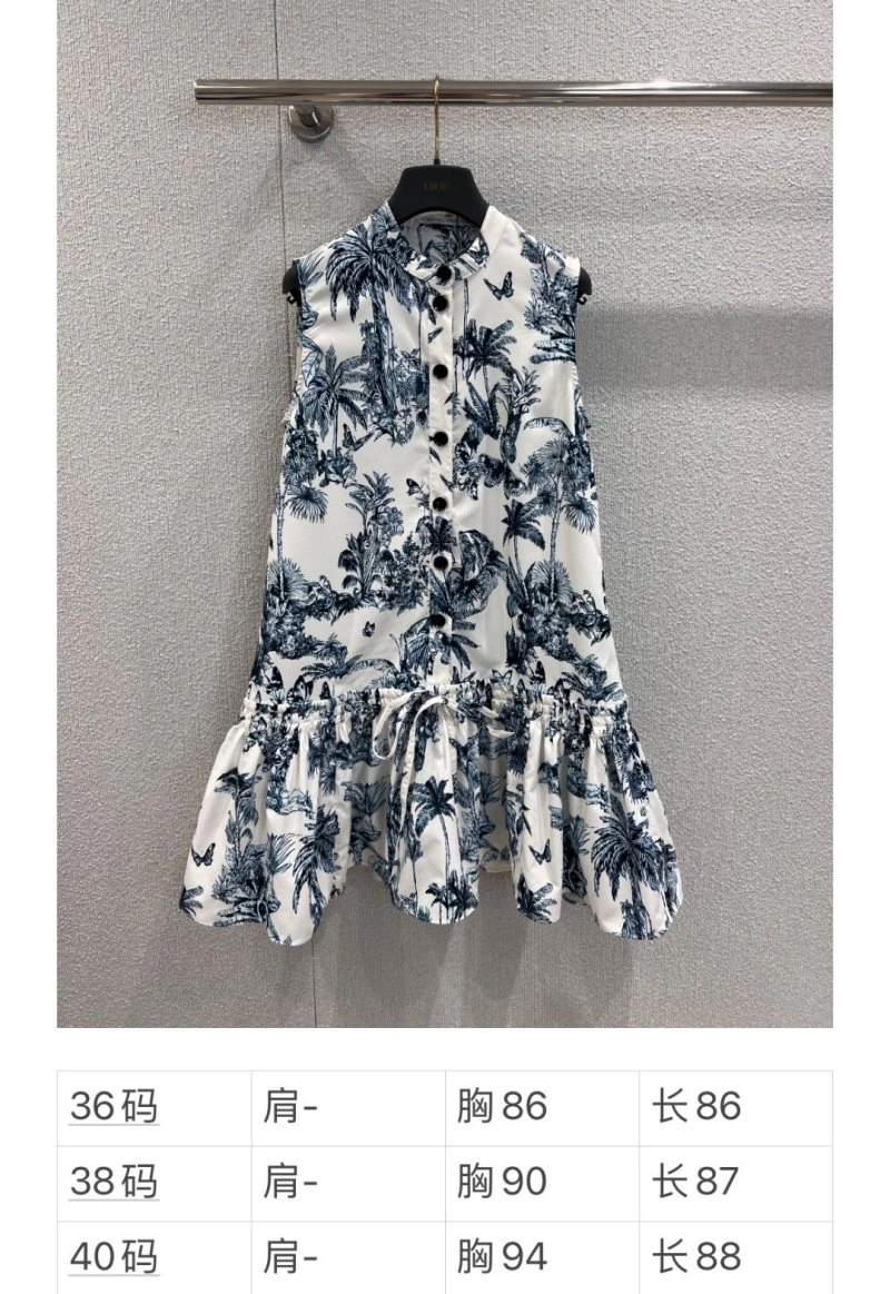 Low-cost Christian Dior Dress