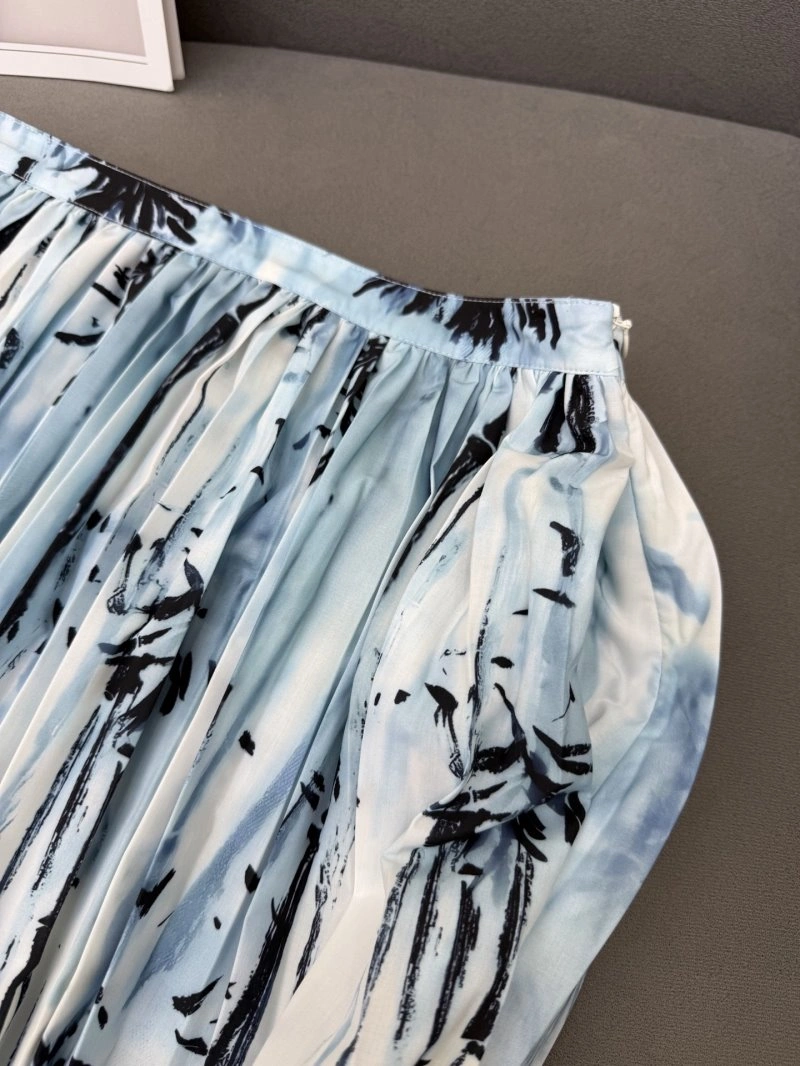 Factory-made Christian Dior Dress