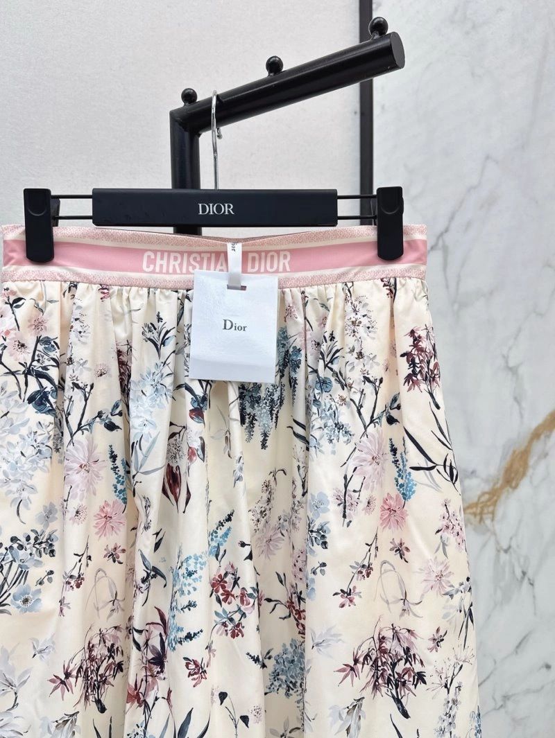 Inexpensive Christian Dior Dress