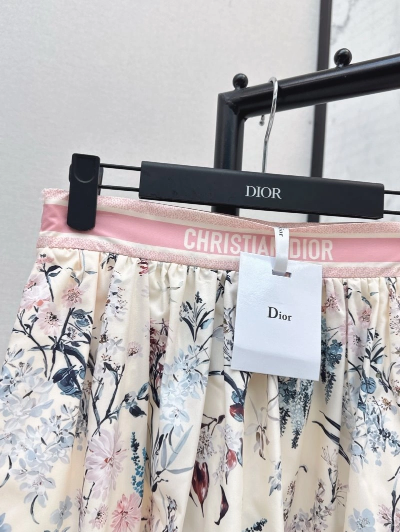 Inexpensive Christian Dior Dress