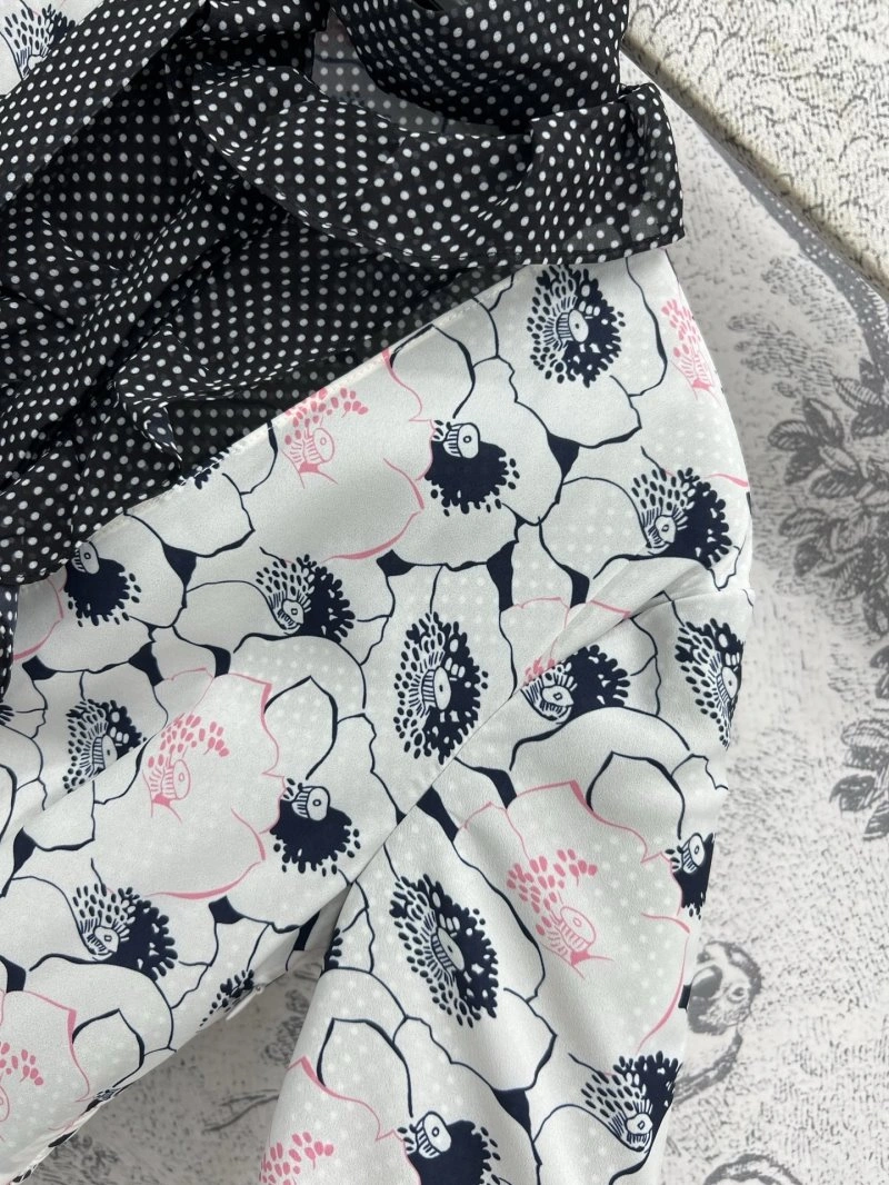 Inexpensive Christian Dior Dress