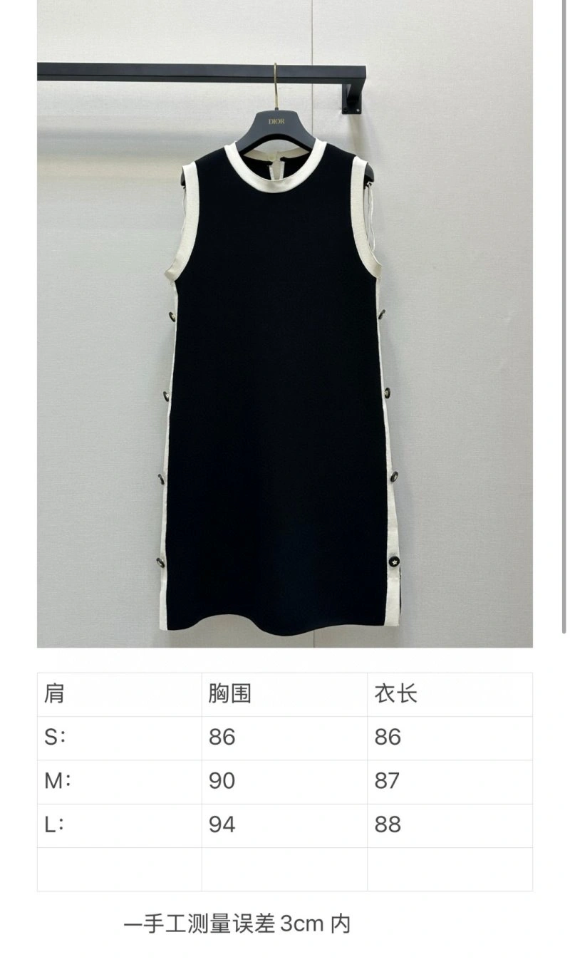 Low-cost Christian Dior Dress