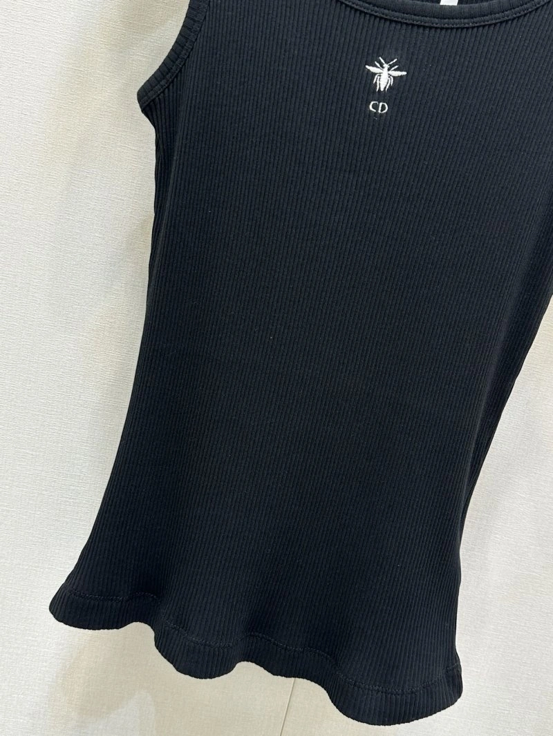Low-cost Christian Dior Dress