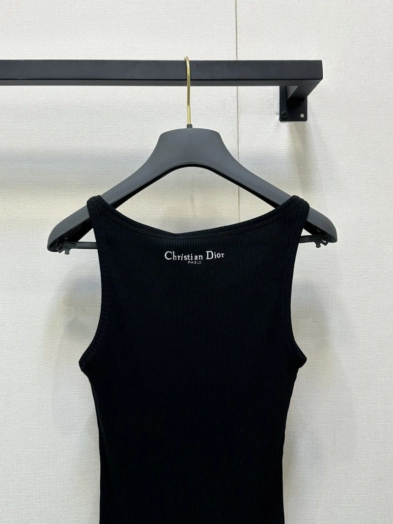 Low-cost Christian Dior Dress