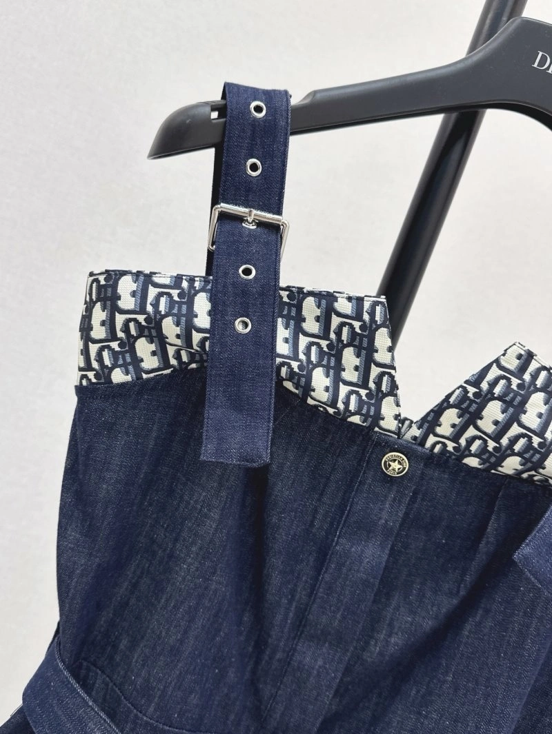 Factory-made Christian Dior Dress