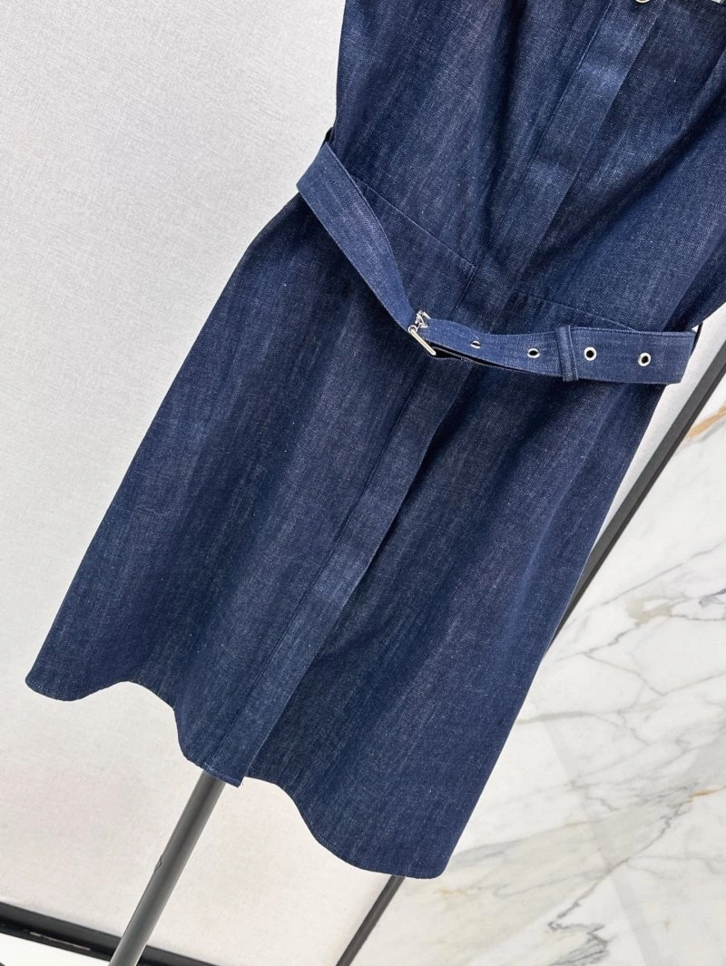 Factory-made Christian Dior Dress