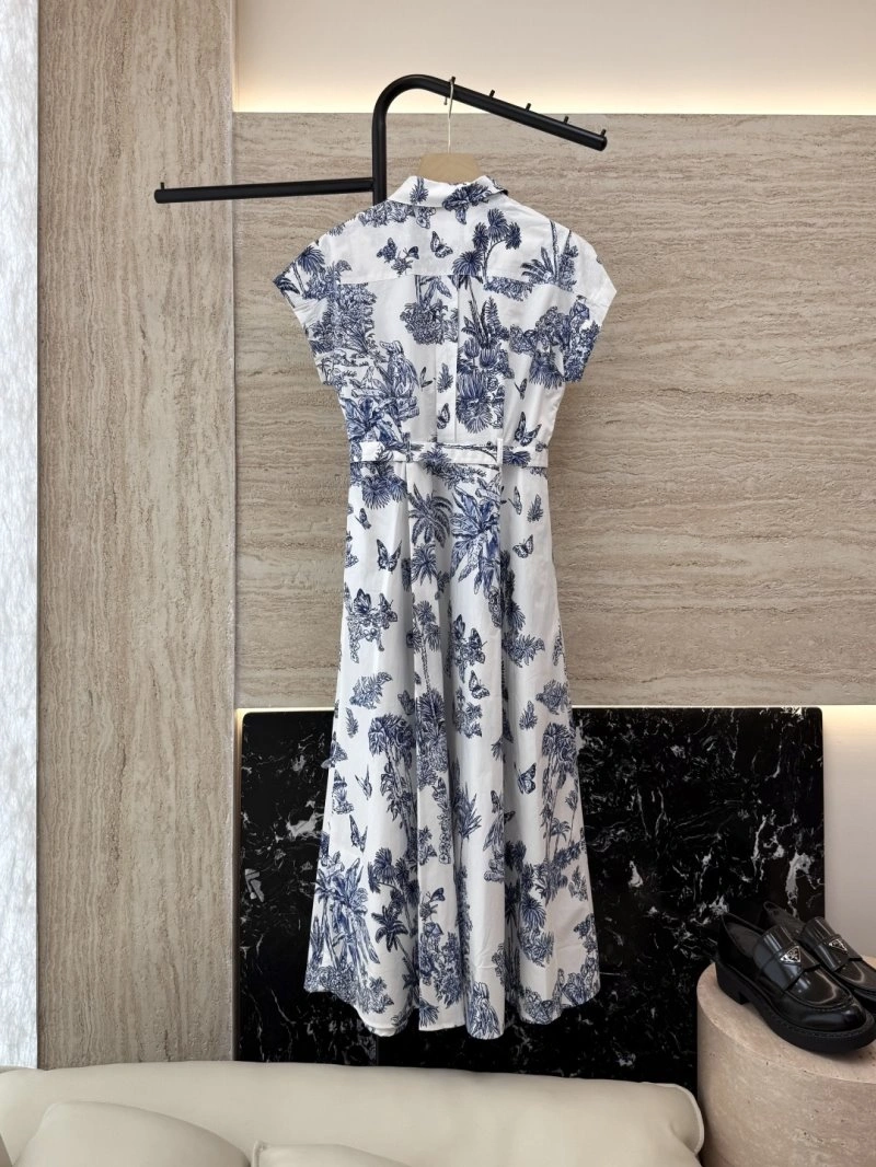 Low-cost Christian Dior Dress