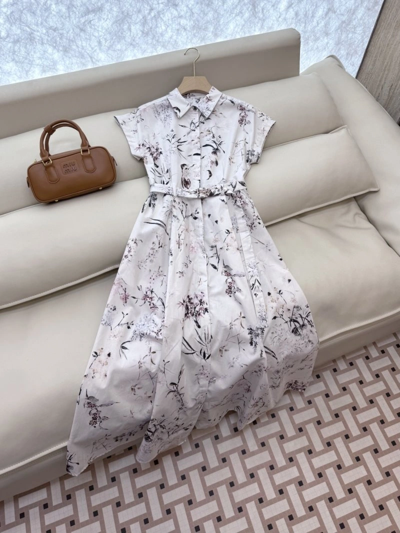 Inexpensive Christian Dior Dress