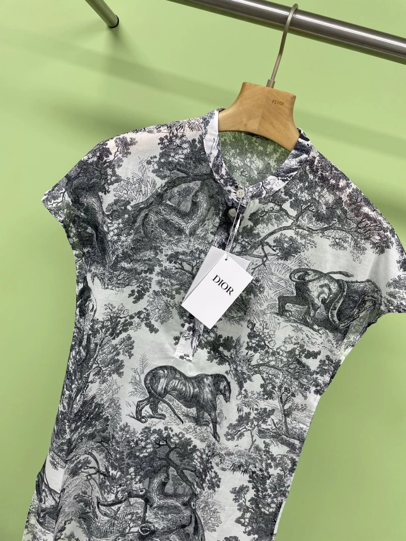 Value-priced Christian Dior Dress