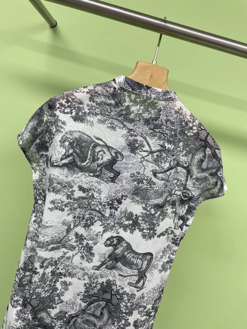Value-priced Christian Dior Dress