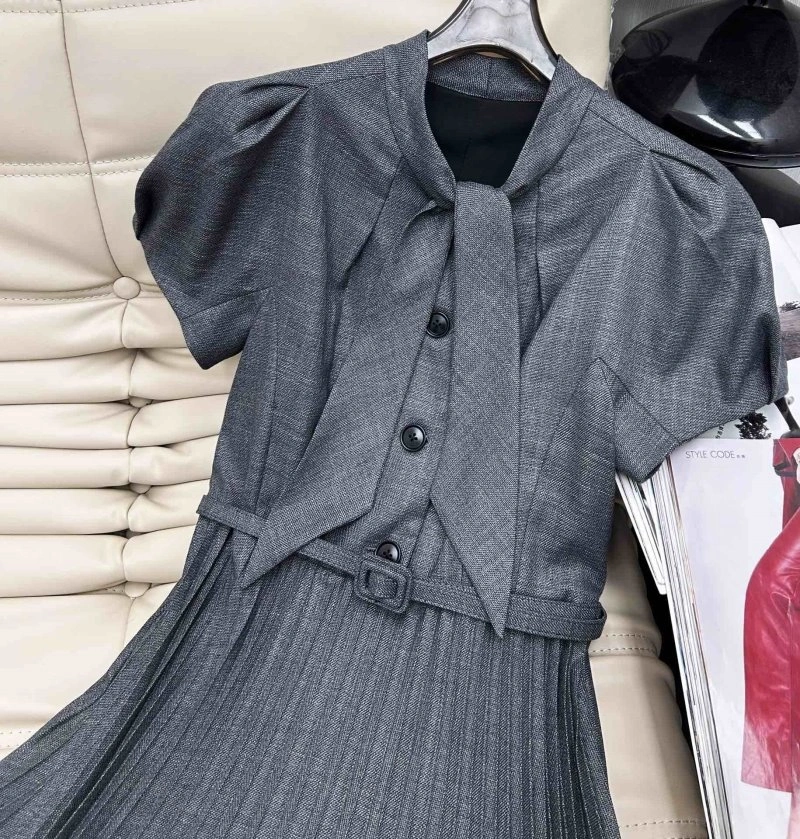Inexpensive Christian Dior Dress