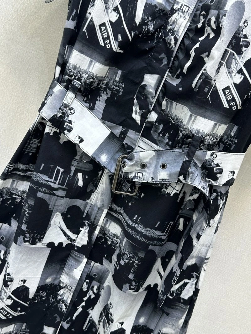 Low-cost Christian Dior Dress