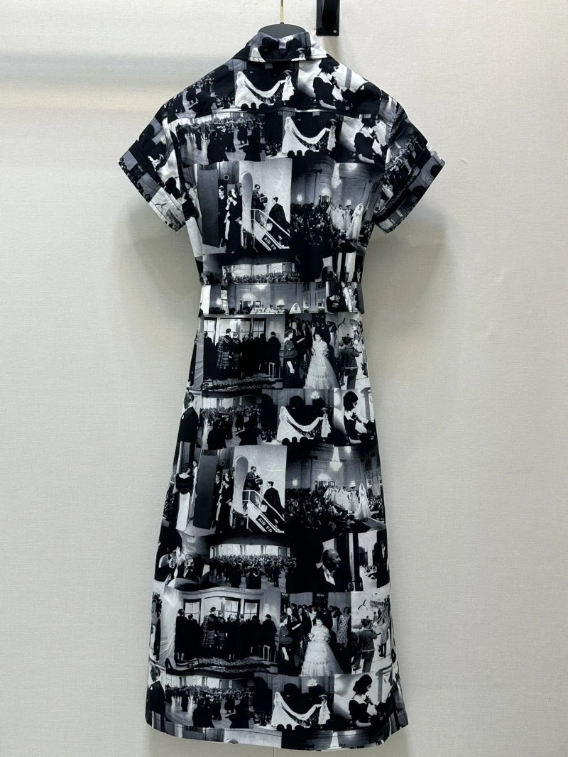 Low-cost Christian Dior Dress