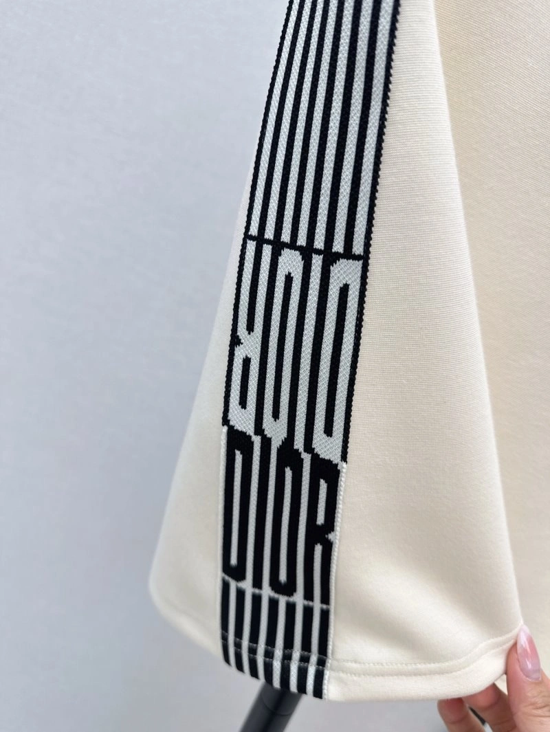 Inexpensive Christian Dior Dress