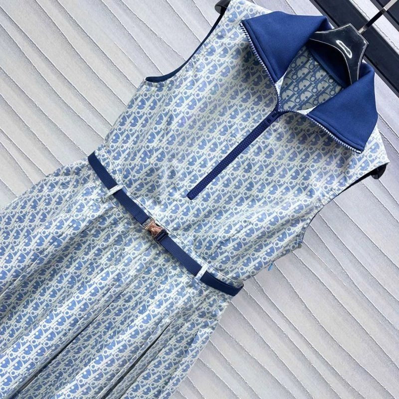 Low-cost Christian Dior Dress