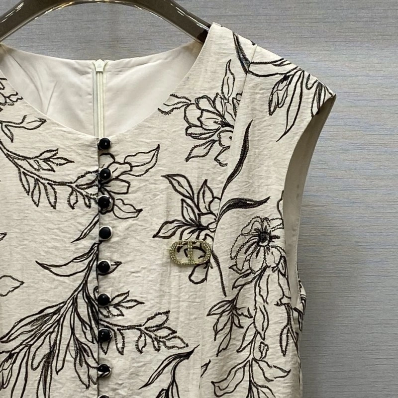 Budget-friendly Christian Dior Dress