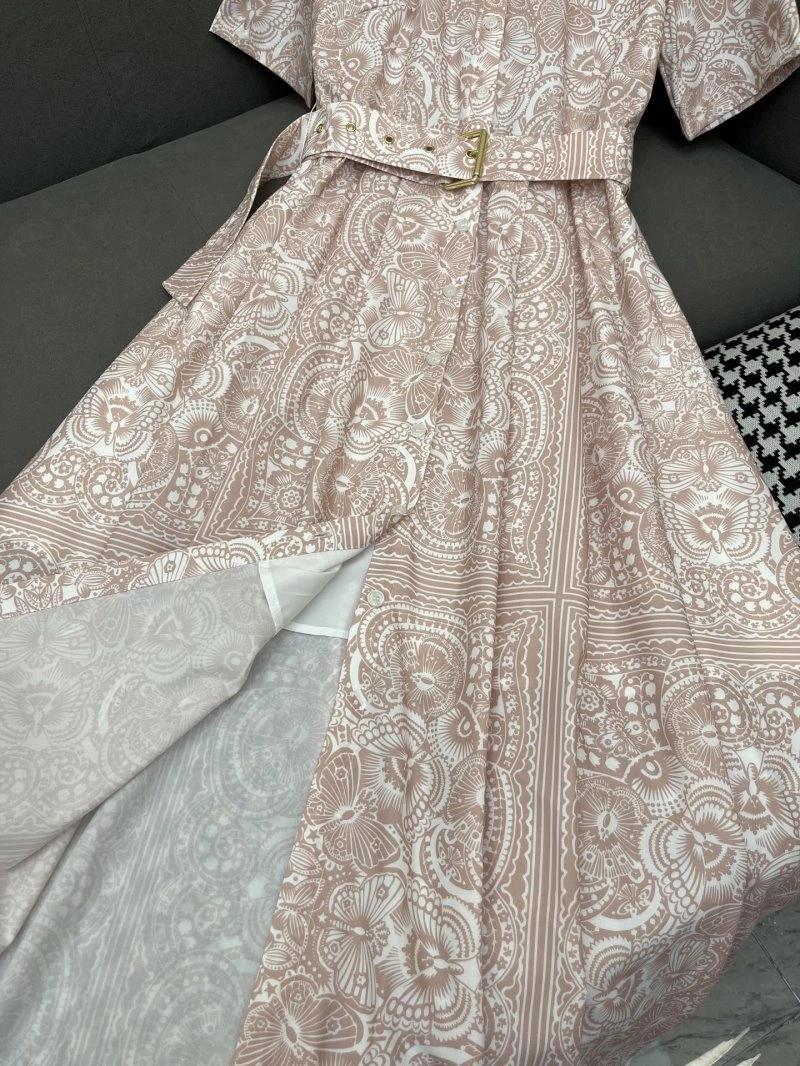 Low-cost Christian Dior Dress