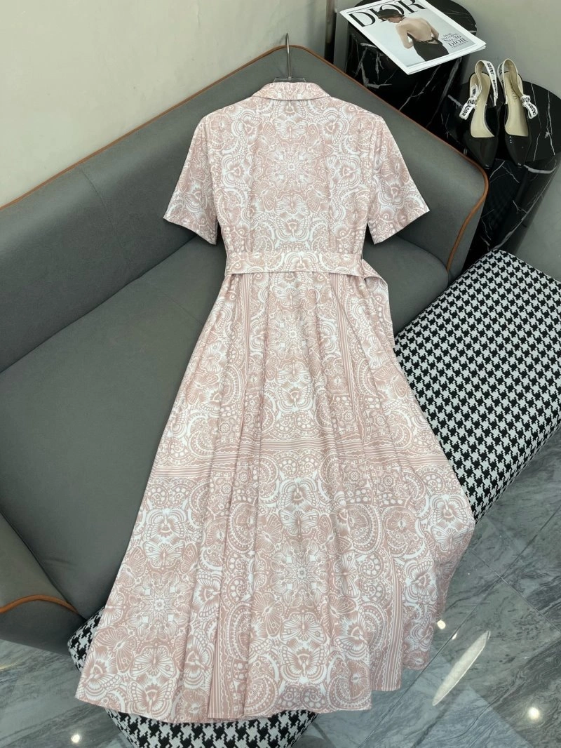 Low-cost Christian Dior Dress