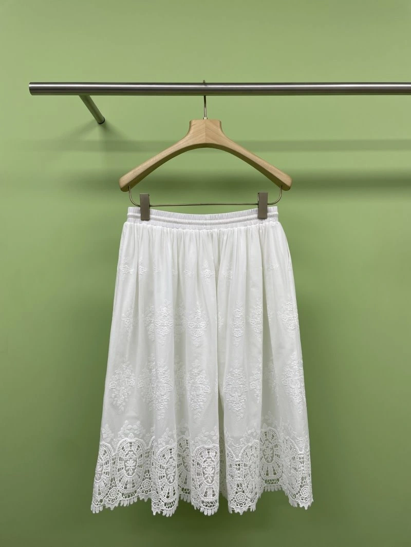 Low-cost Christian Dior Dress