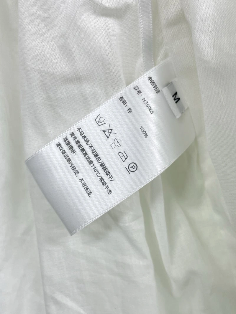 Low-cost Christian Dior Dress