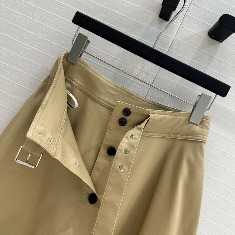 Low-cost Christian Dior Dress
