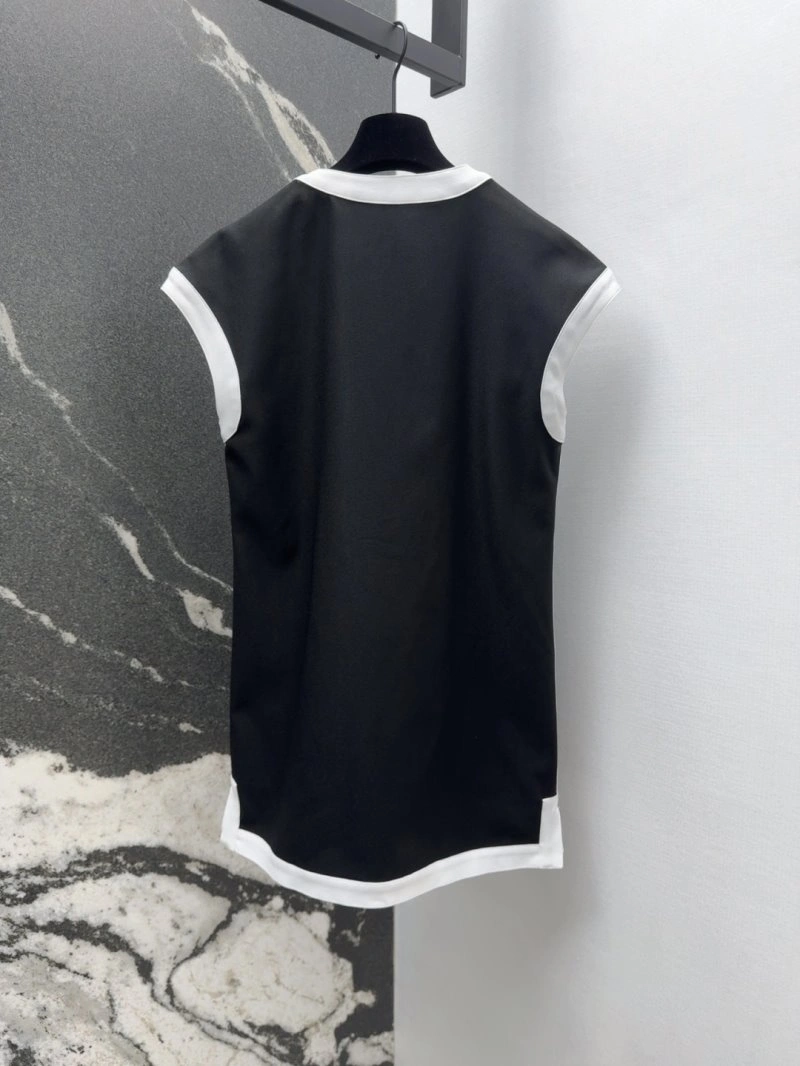 Inexpensive Christian Dior Dress