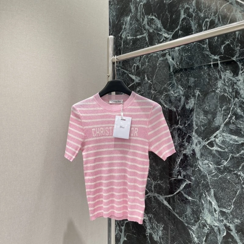 Low-cost Christian Dior Dress