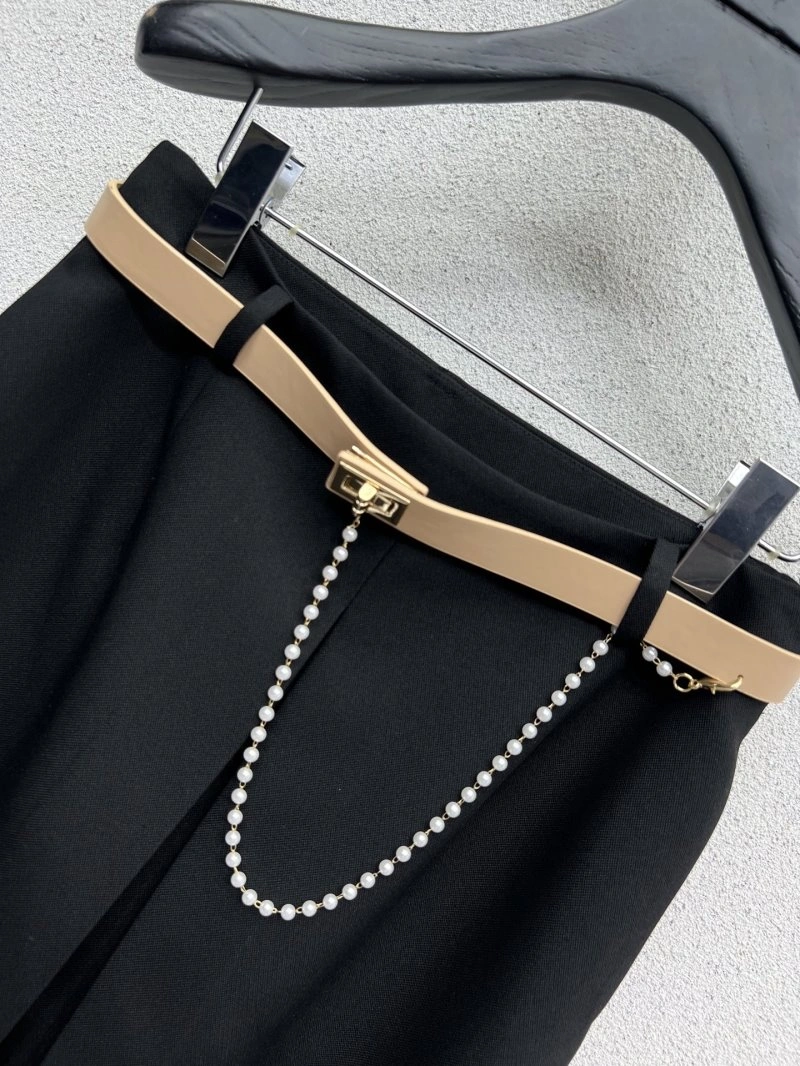 Low-cost Christian Dior Dress