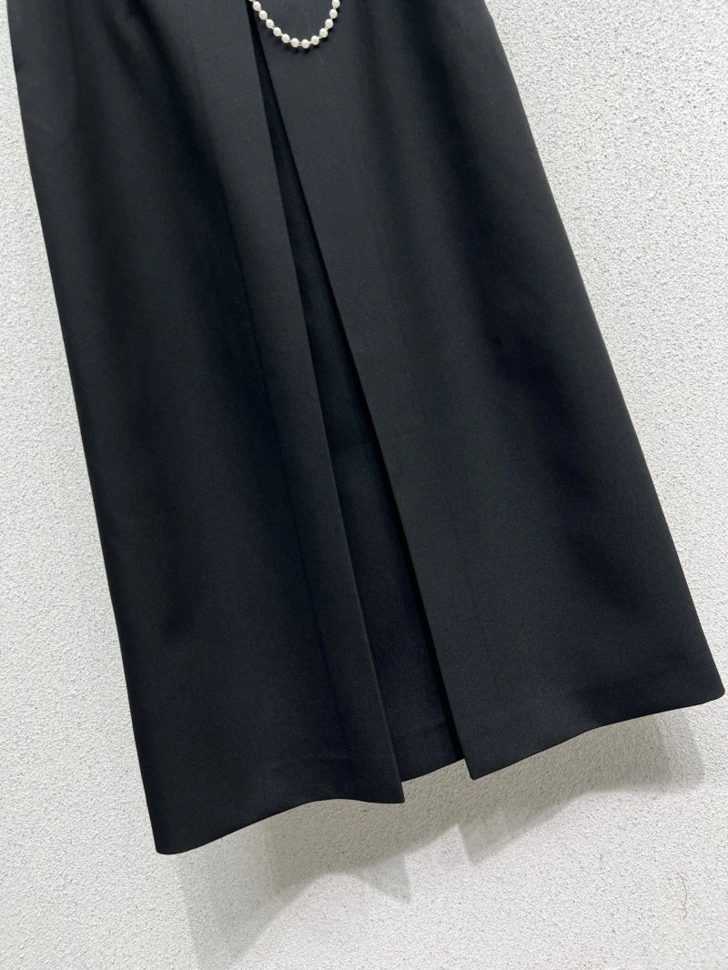 Low-cost Christian Dior Dress