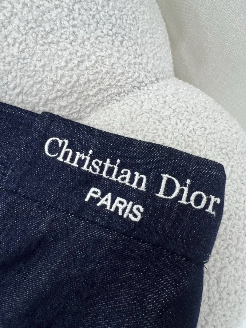 Inexpensive Christian Dior Dress