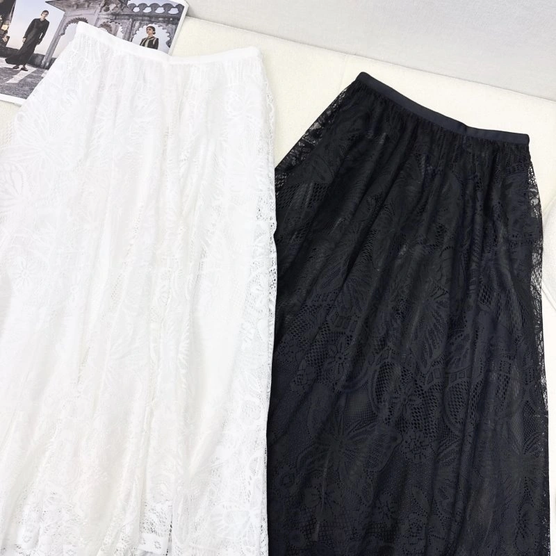 Low-cost Christian Dior Dress