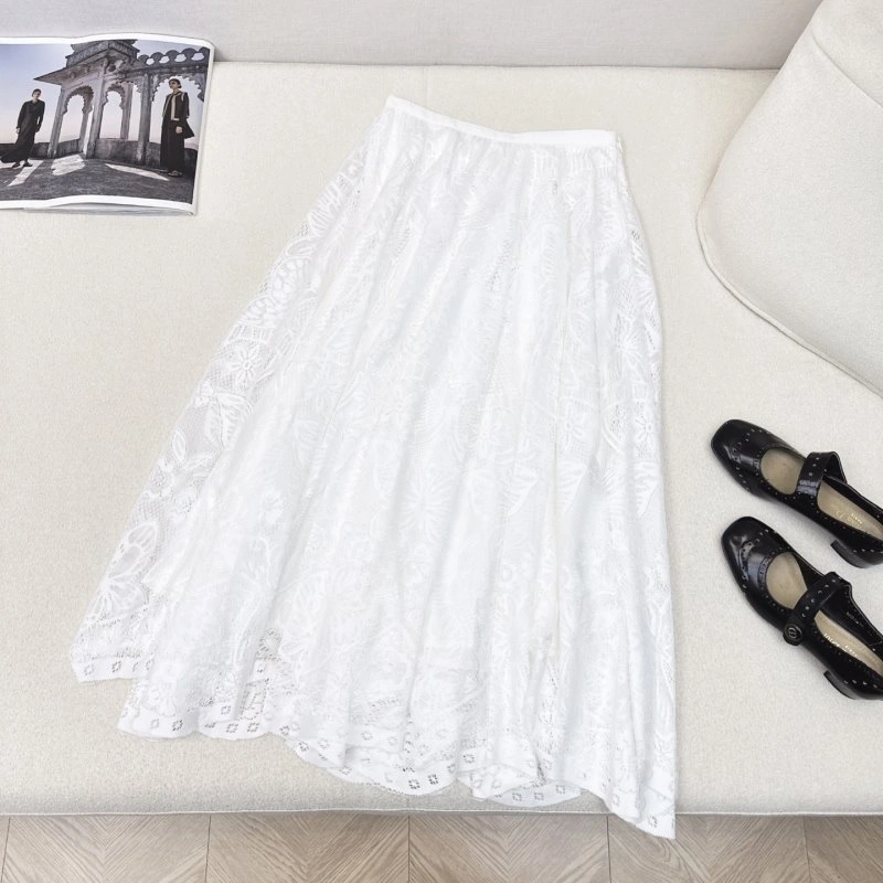 Low-cost Christian Dior Dress