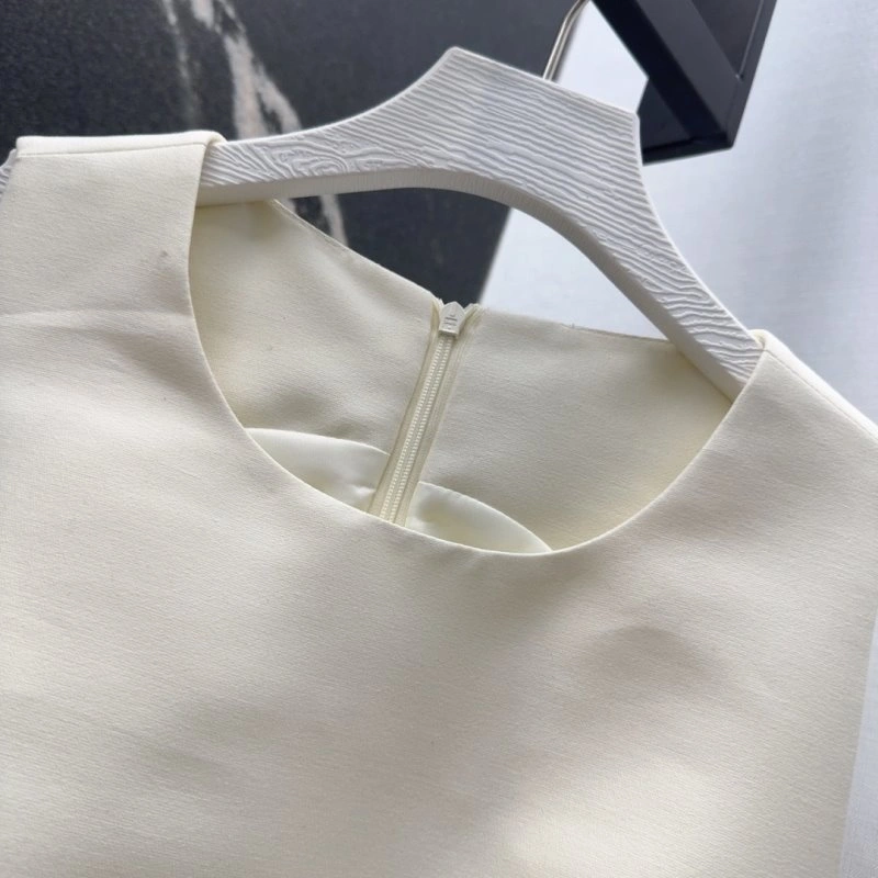 Accurate model Christian Dior Dress