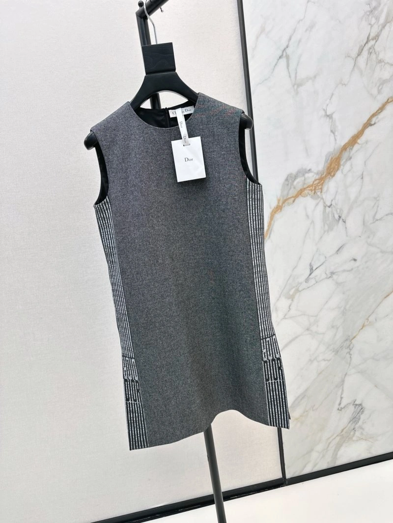 Accurate model Christian Dior Dress