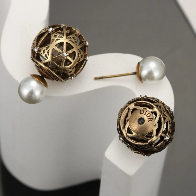 Reasonably priced Christian Dior Earrings
