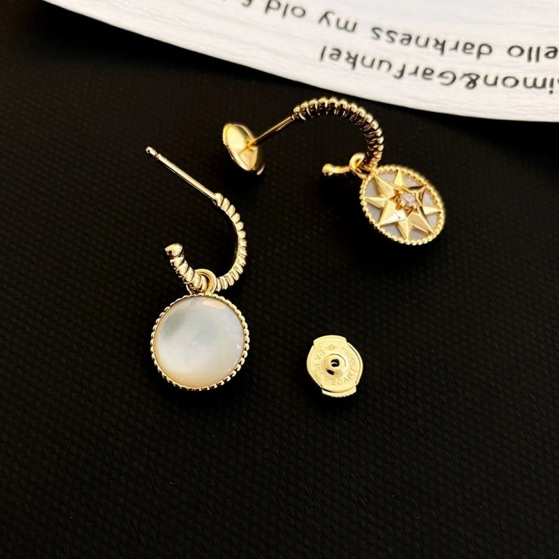 Inexpensive Christian Dior Earrings
