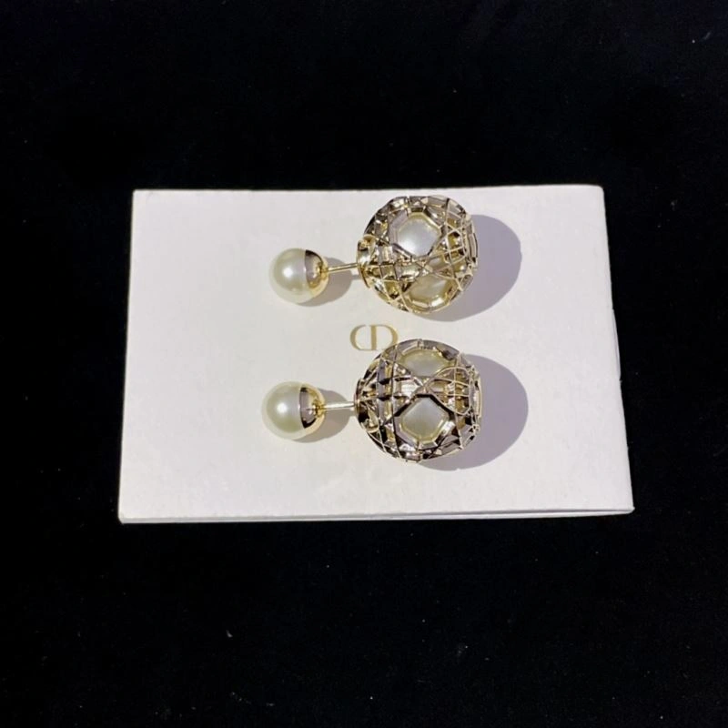 Legit Christian Dior Earrings