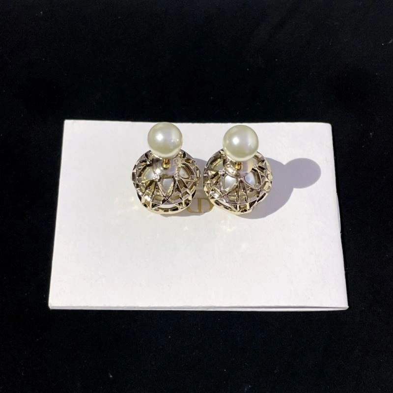 Legit Christian Dior Earrings