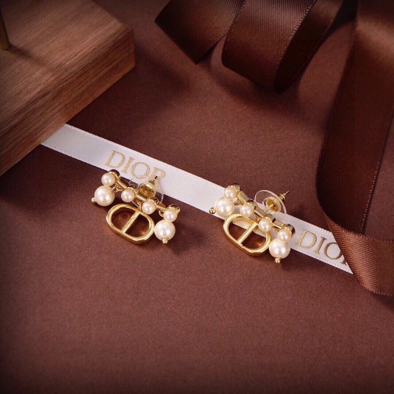 Legit Christian Dior Earrings