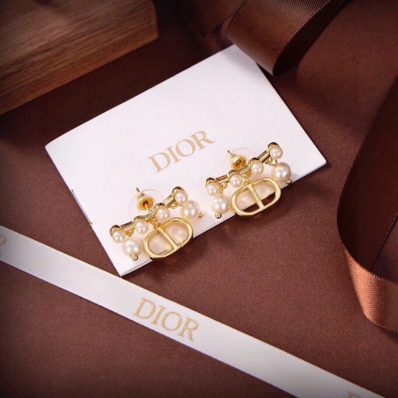 Legit Christian Dior Earrings