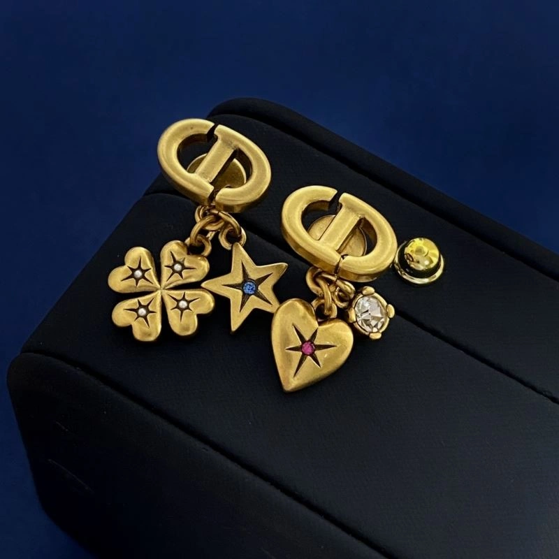 Legit Christian Dior Earrings