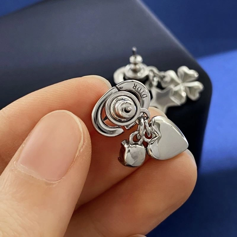 Legit Christian Dior Earrings