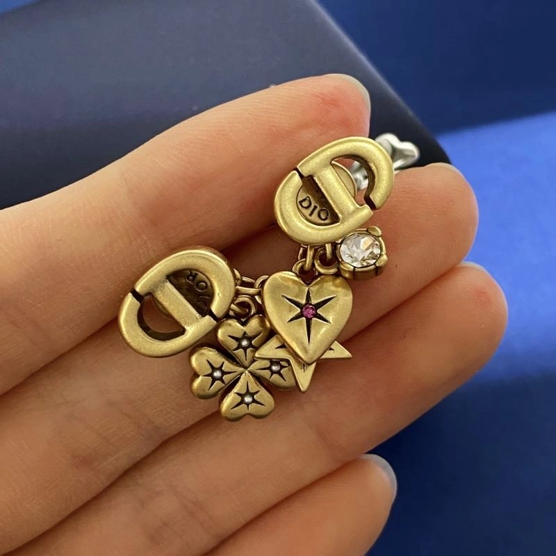 Legit Christian Dior Earrings