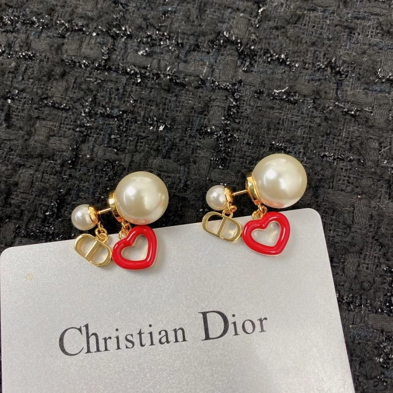 Cut-rate Christian Dior Earrings