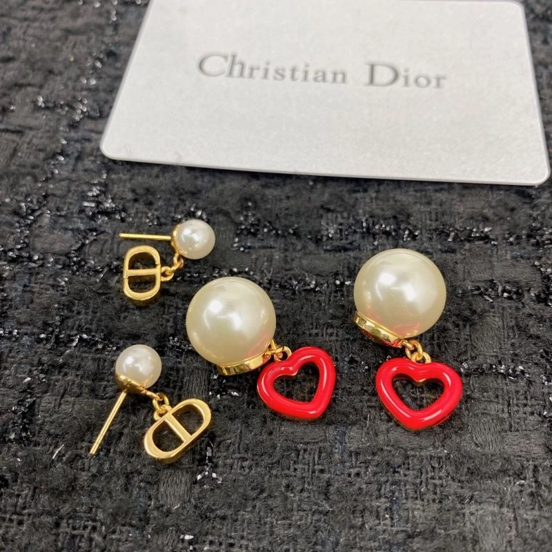 Cut-rate Christian Dior Earrings