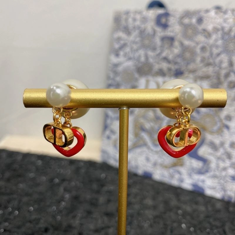 Cut-rate Christian Dior Earrings