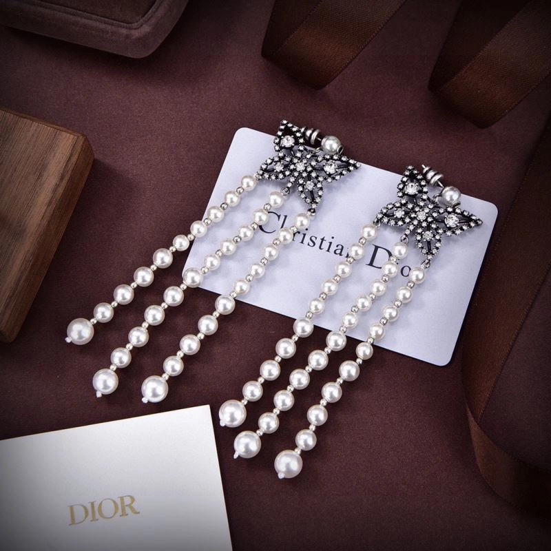 Legit Christian Dior Earrings